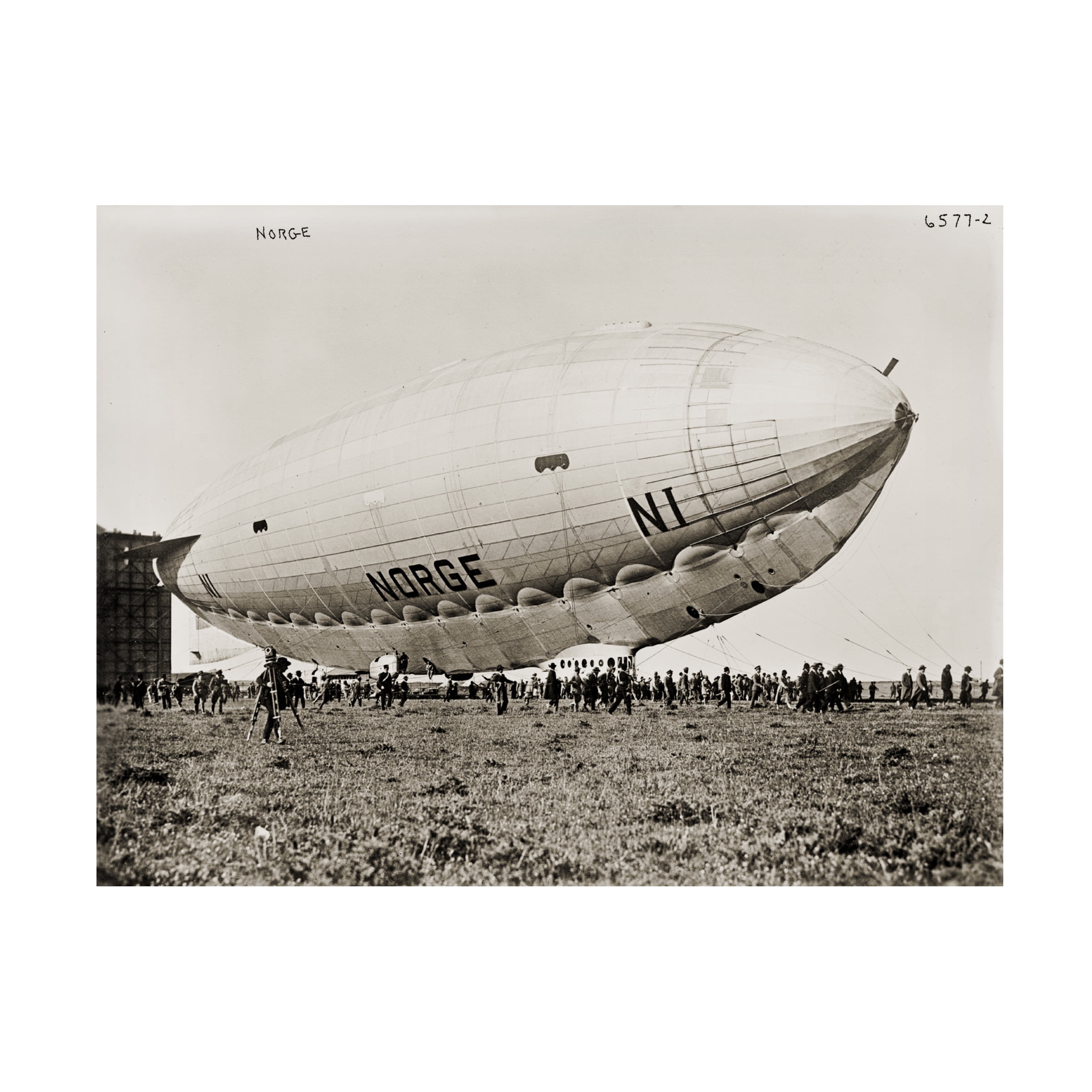 Print Collection 'Norge Leaving Hanger' Canvas Art - Walmart.com