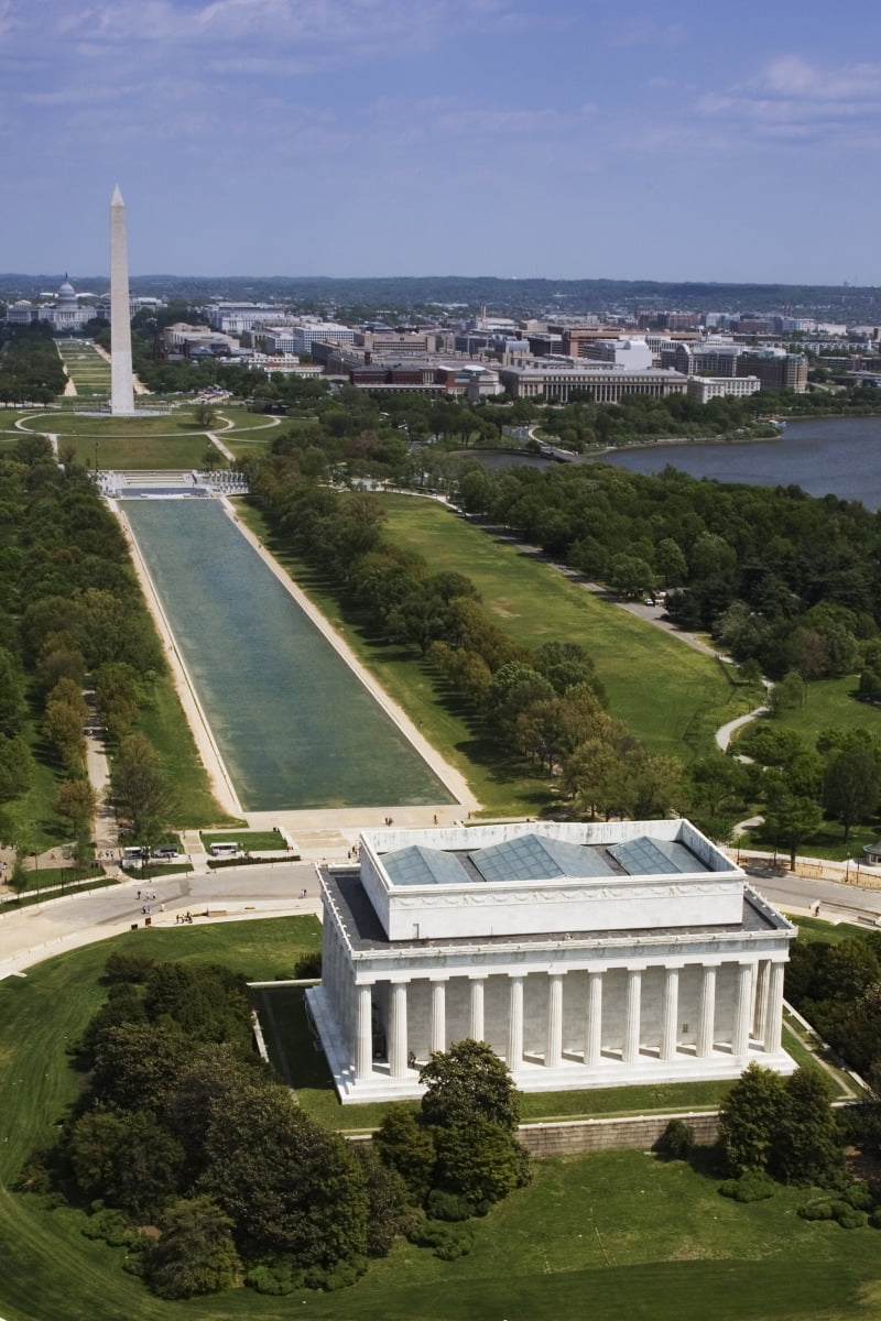 Print: National Mall, Lincoln Memorial And Washington Monument ...