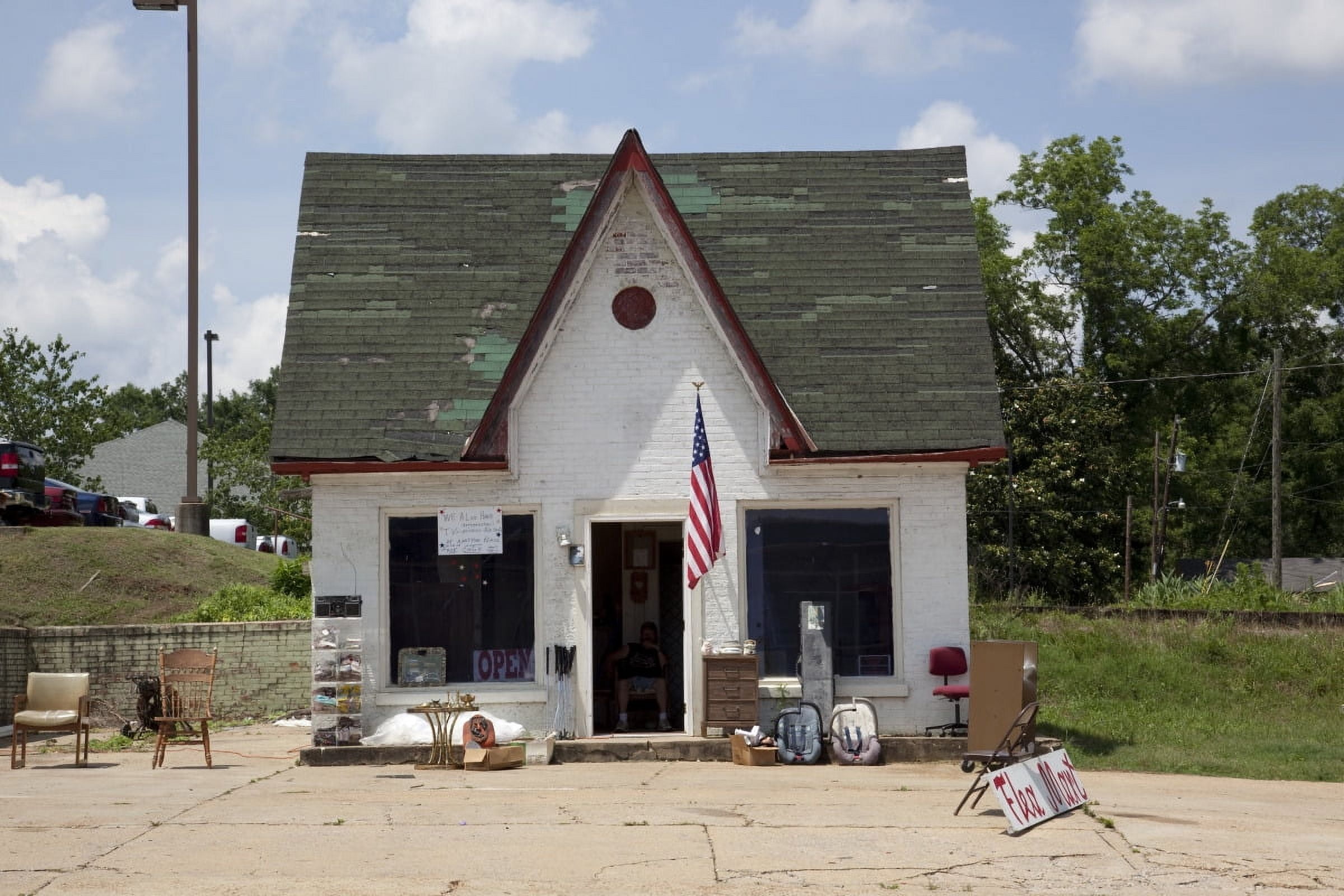 Print: Old Pure Gas Station Set Up As An Antique Shop In Eutaw, Alabama ...