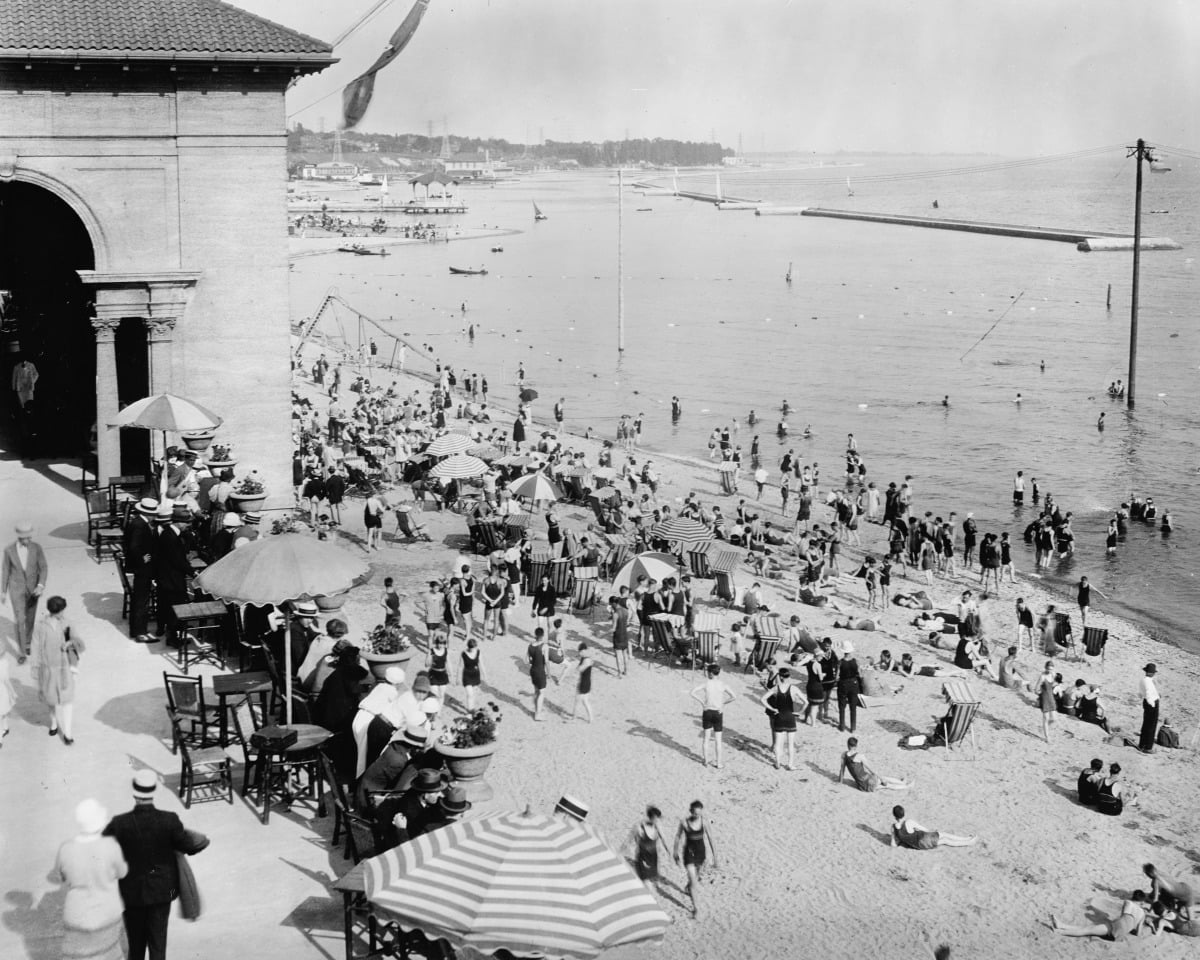 Print: People at Beach, circa 1900-1920 - Walmart.com
