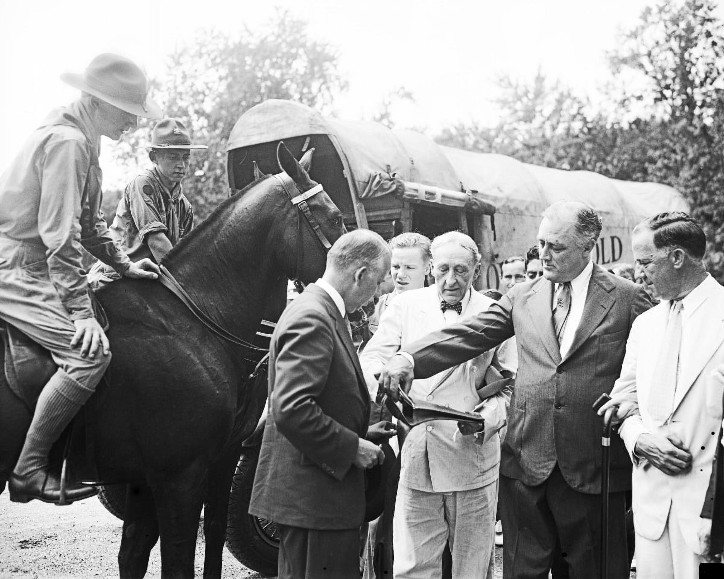 Print: Re-Ride Oregon Trail To White House. Boy Scouts Arrive At The ...