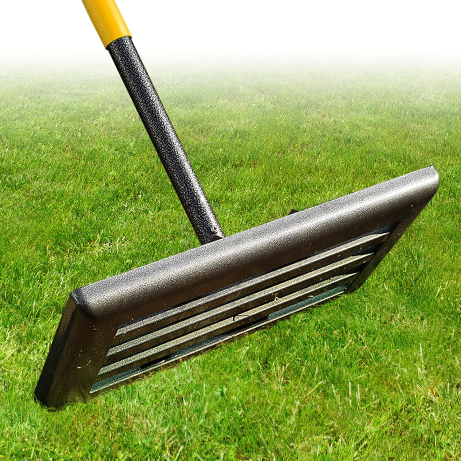 Professional Lawn Leveling Rake with 17x10in Heavy-Duty Stainless Steel ...