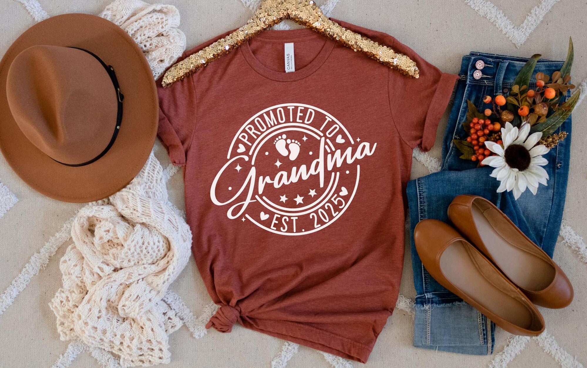 Promoted To Grandma Est 2025 Shirt Grandma To Be Shirt Gigi Est 2025 ...