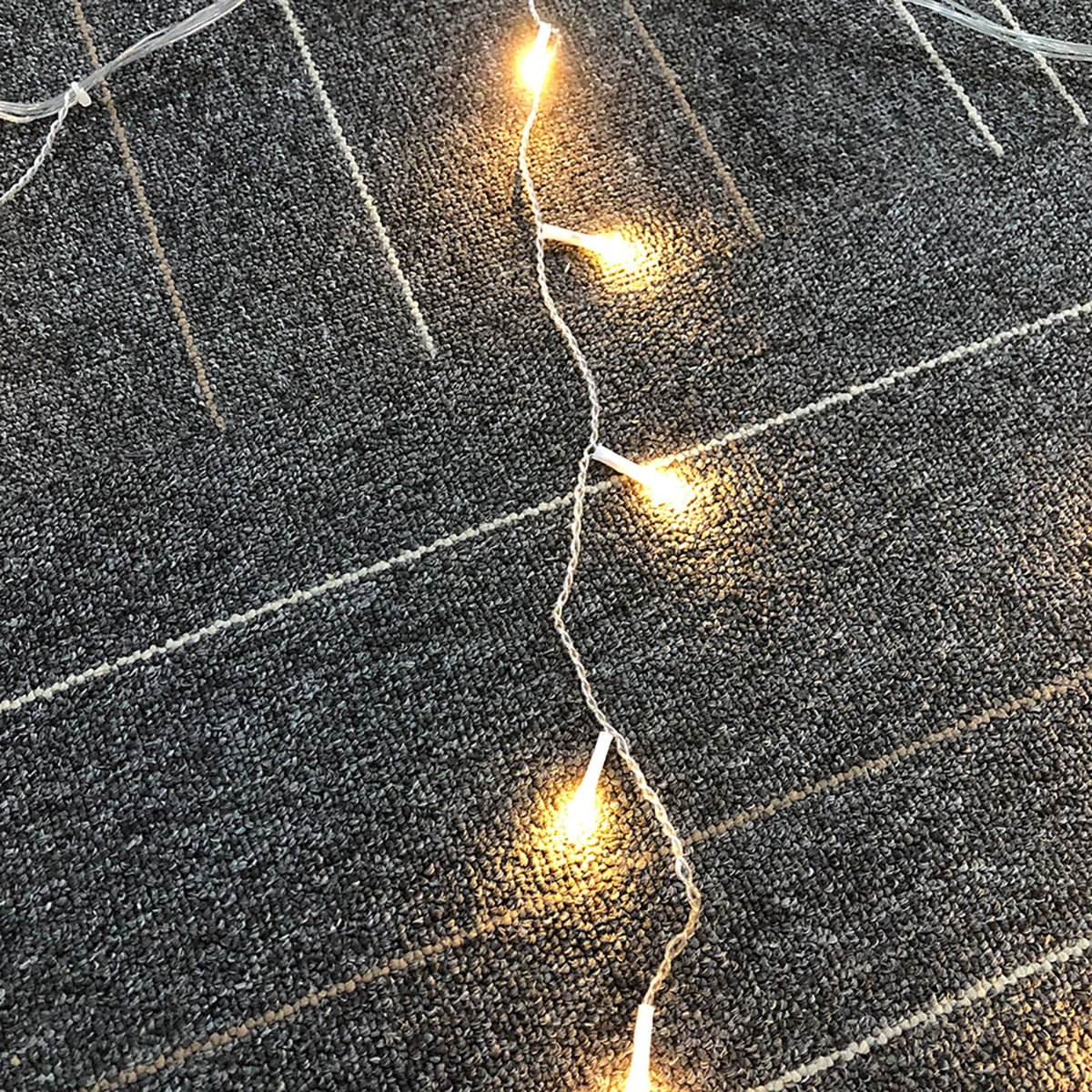 Protoiya 96 LED Christmas Iciclelights Outdoor Dripping Ice Cycle ...