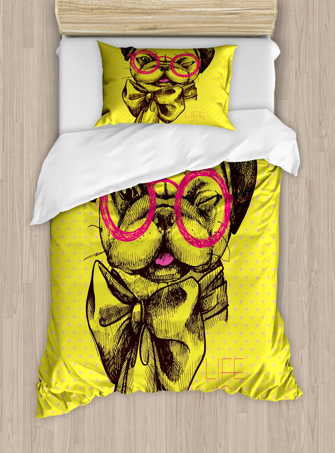 Pug Duvet Cover Set, Intellectual Dog with Glassesd a Wink Life is ...
