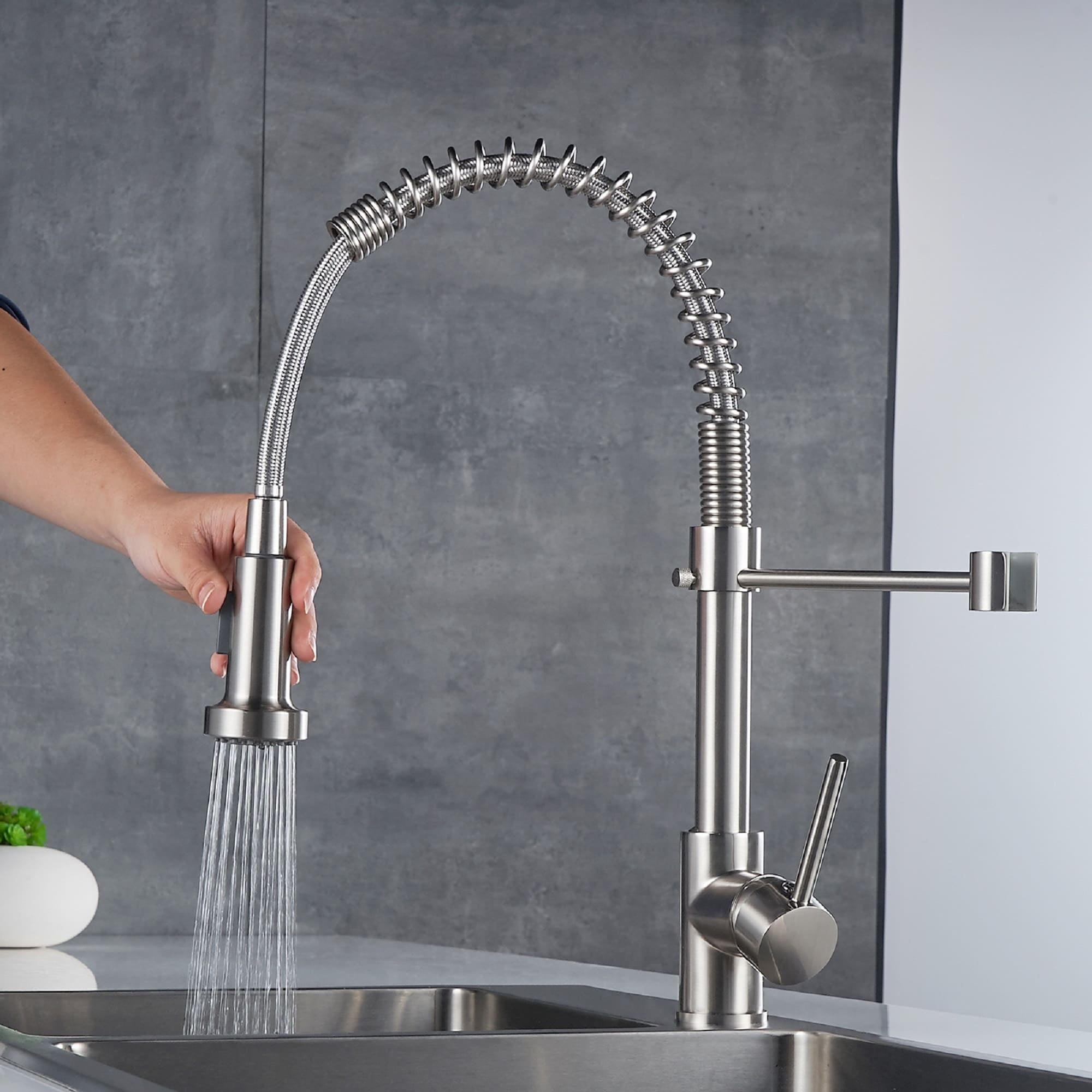 Pull Down Single Handle Kitchen Faucet with spray,stream and quick stop ...