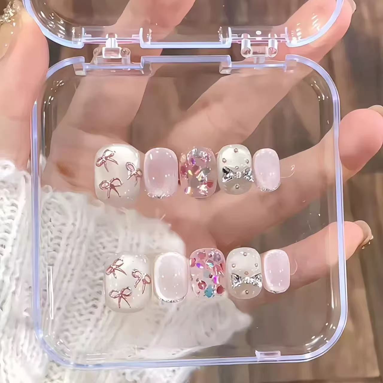 Pure Princess Polka Dot Bow Hand-Worn Nail Bean Nail Cat Eye Nail ...