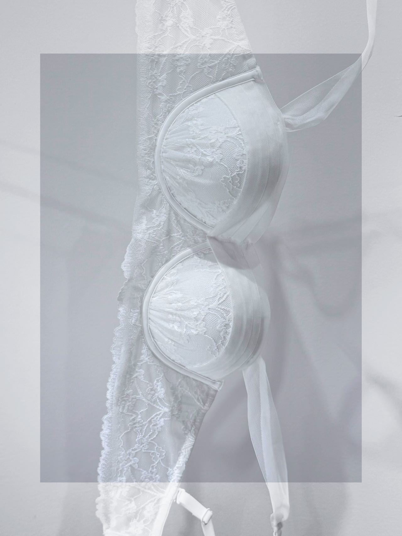 HHH Pure Want to Gather Lace Underwear French Sexy Comfortable Wireless ...