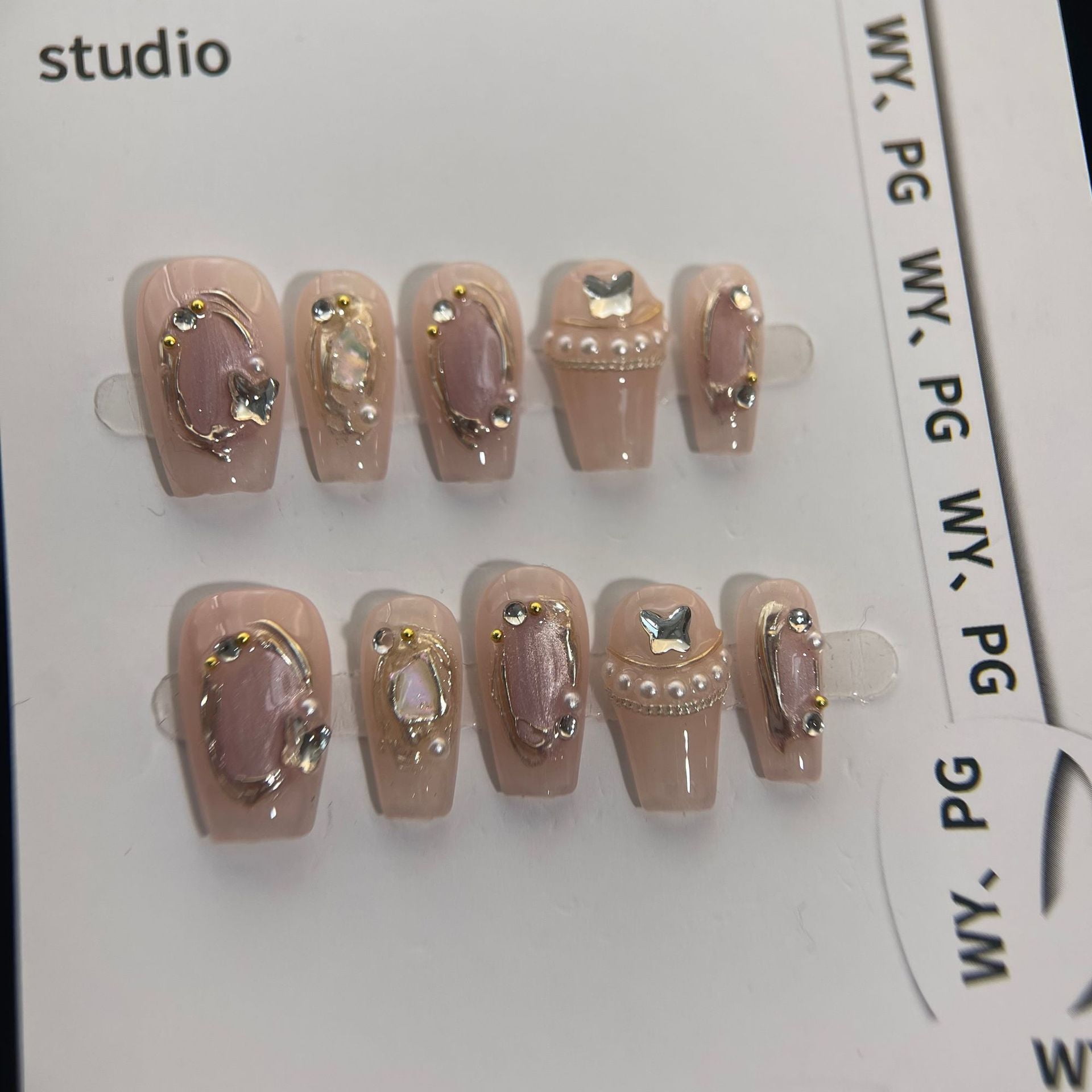 Pure handmade wearable nails Somali sea wearable nails popular cat eye ...