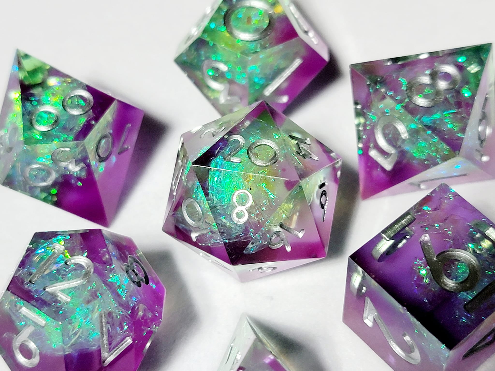 Purple Green Cosmos Sharp Edge DnD Dice Precision 7 Dice Set ...