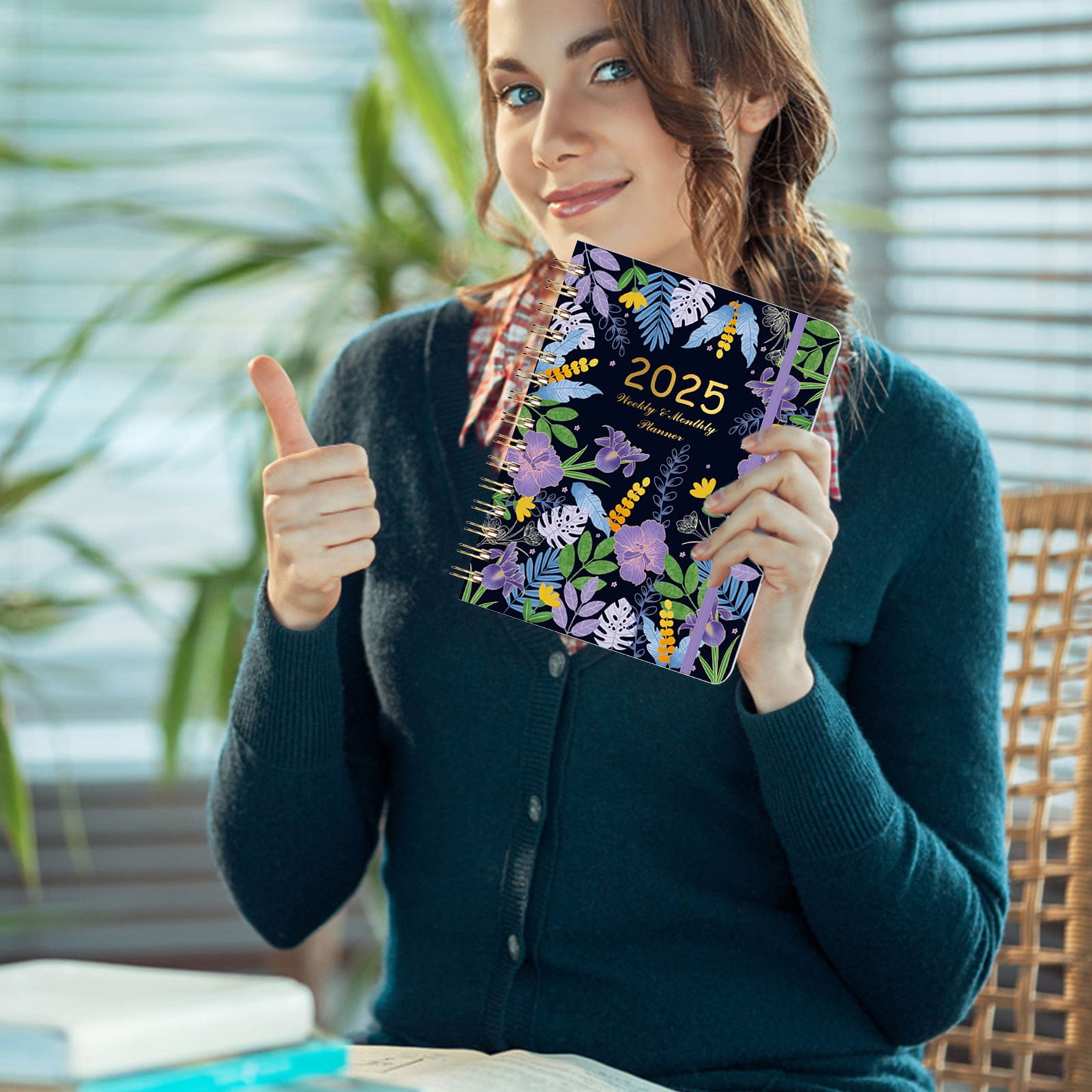 (Purple Luo Flowers In Bloom) 2025 Schedule Plan \ N|2025 A5 Calendar ...