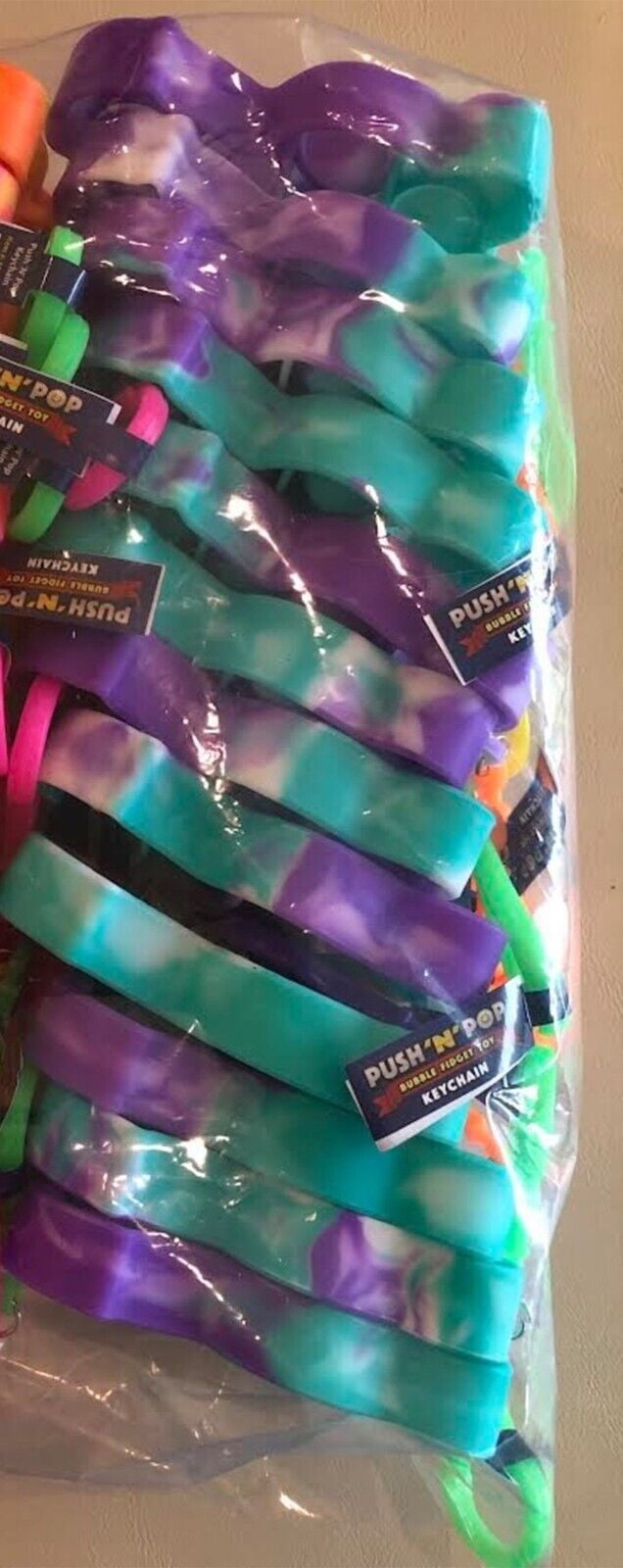 Push ‘N’ Pop Bubble Popper Fidget Toy, Stress Reducing Keychain, Green ...