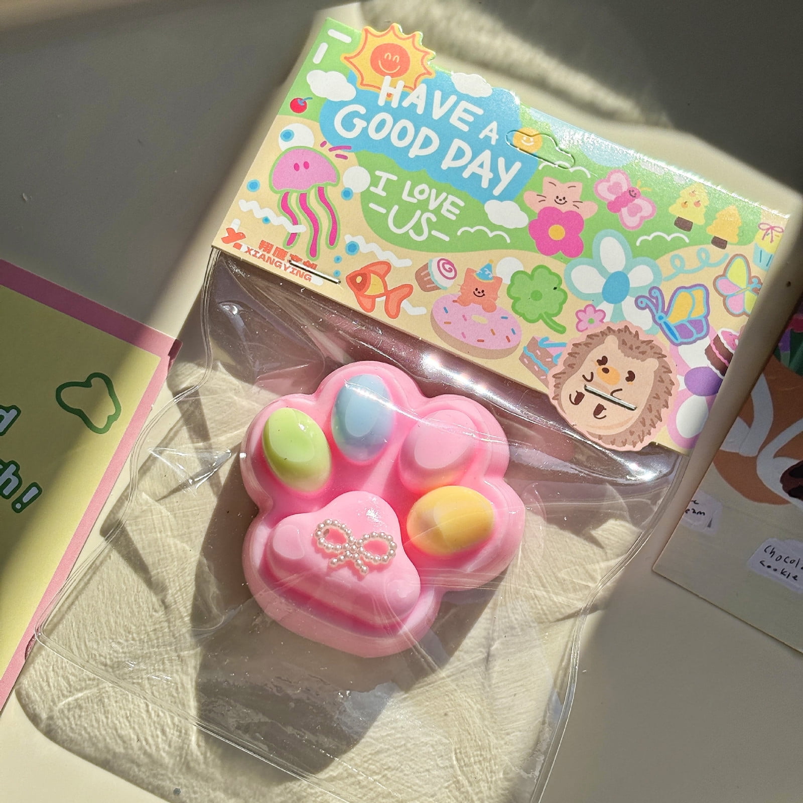 Pyaiiner Squishy Cat Paw Toys Dopamine Color Can be Kneaded Relaxing ...