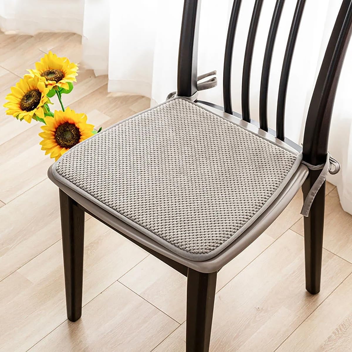 QIUYI Chair Cushion for Dining Chairs, 17.7' Non-Slip Kitchen Chair Pads with Ties, Cozy Soft ...