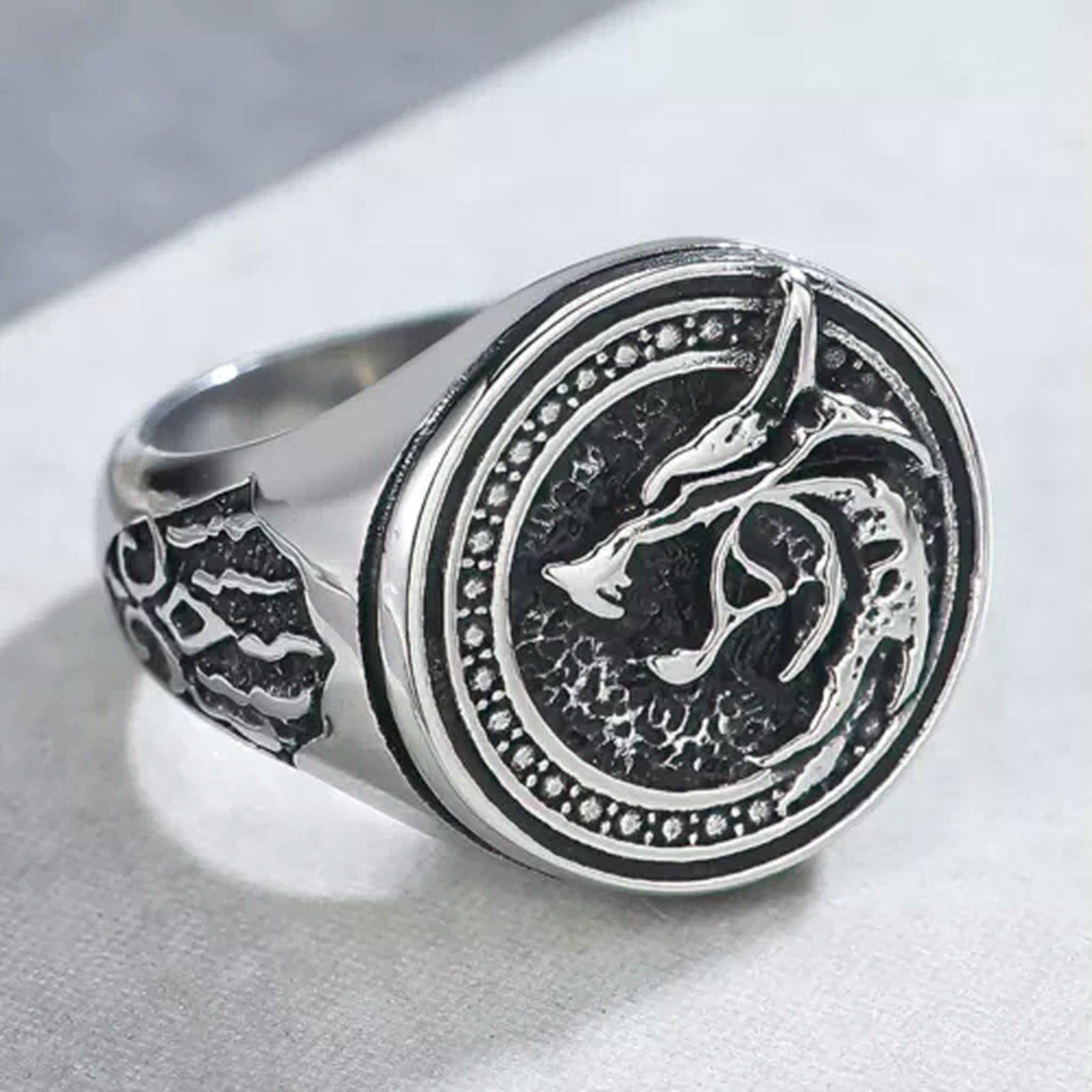 QQTDFG Men Wolf Signet Ring Stainless Steel Band Punk Viking Jewelry ...
