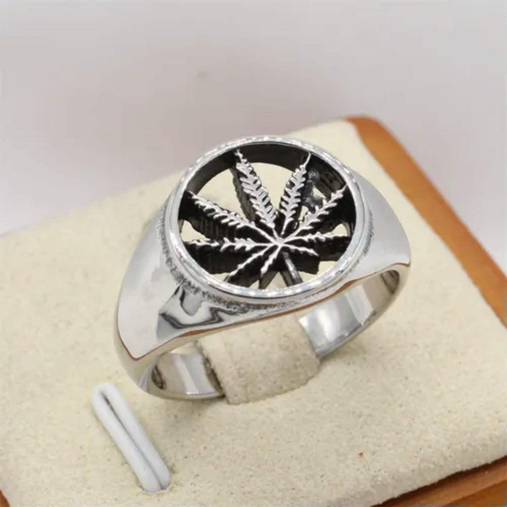QQTDFG Men Women SHollow Marijuana Leaf Ring tainless Steel Minimalist ...