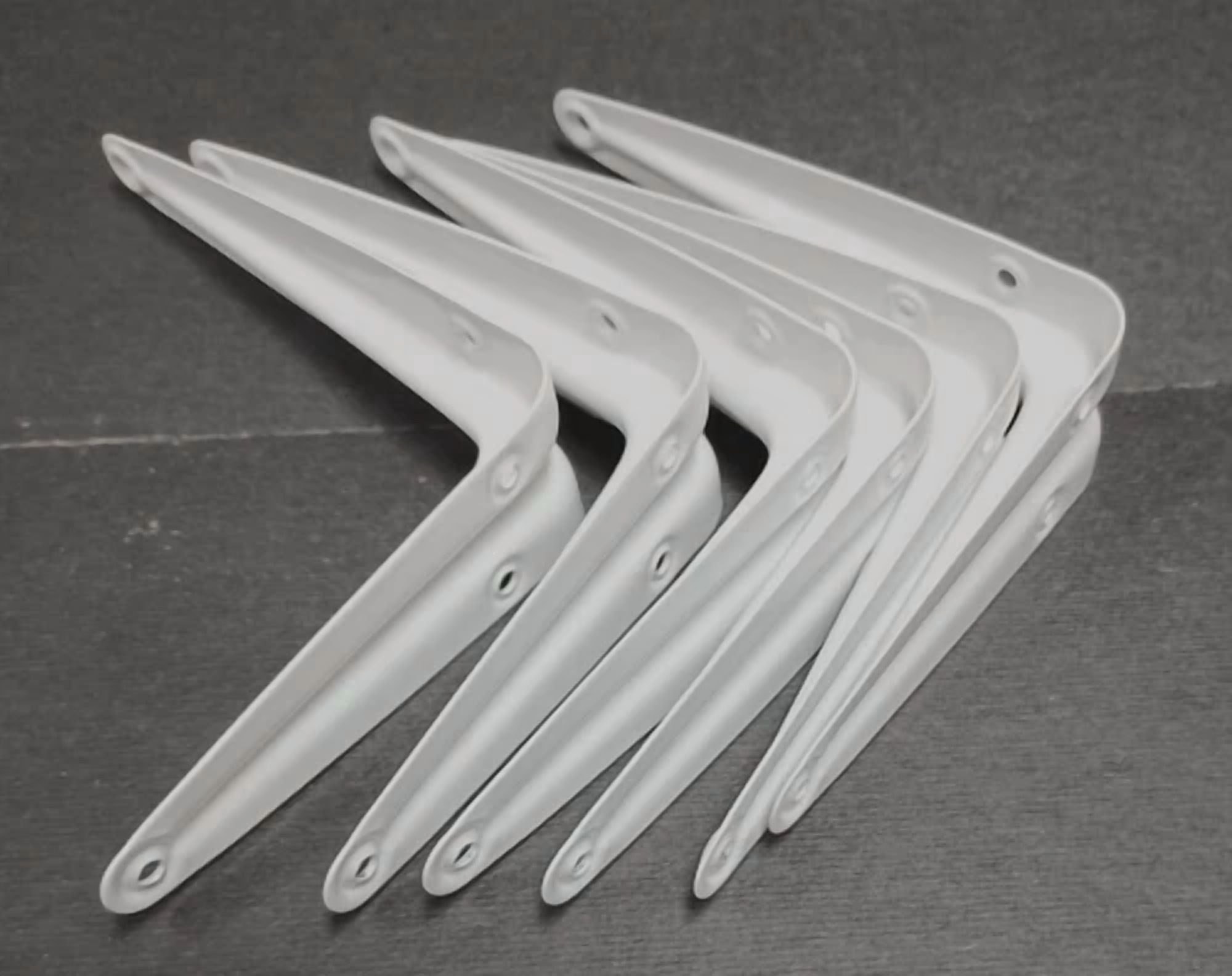 QUEST- Shelf Brackets White 4