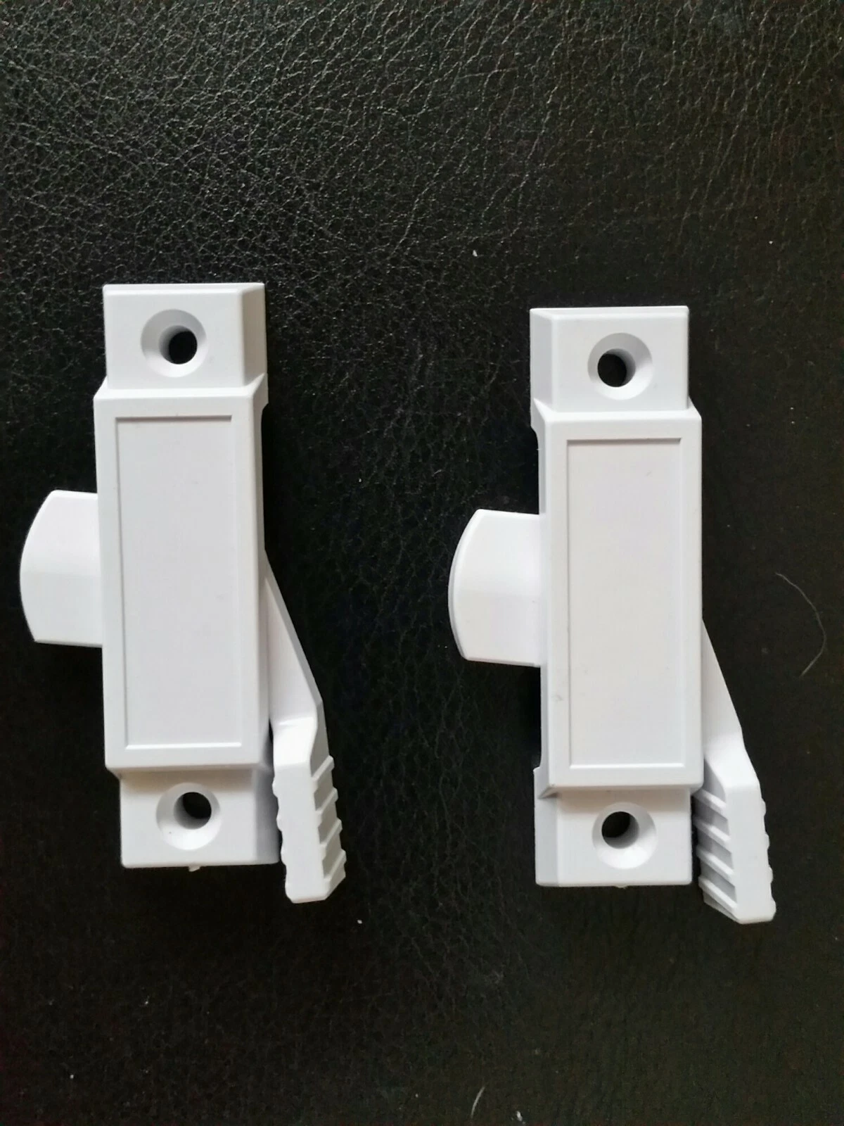 QUEST- White Window Sash Lock, Nylon - Walmart.com