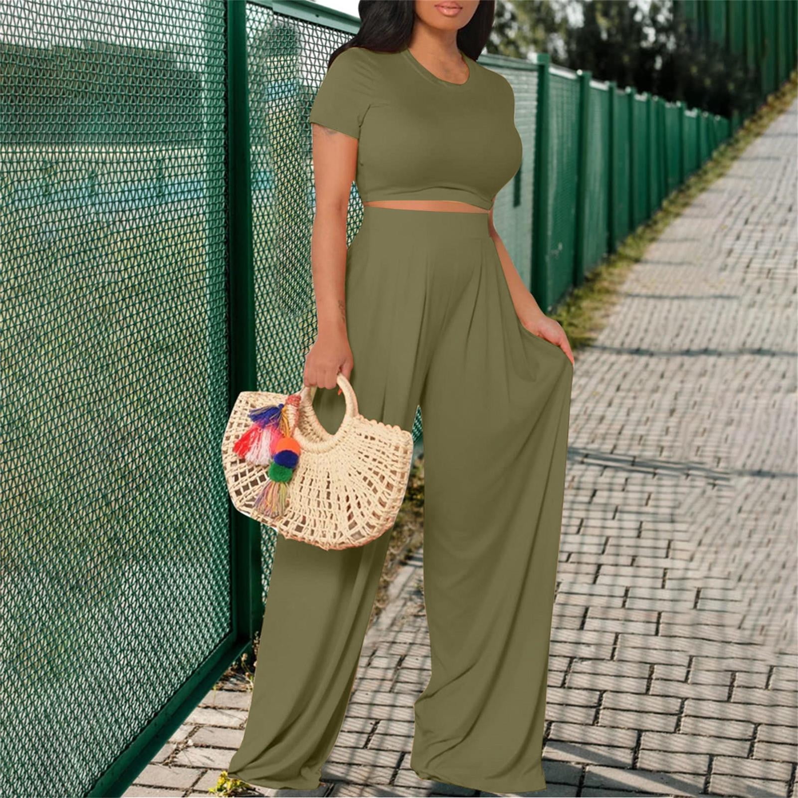 QWANG Women's 2 Piece Lounge Sets Ribbed Knit Crop Short Sleeve Cropped ...