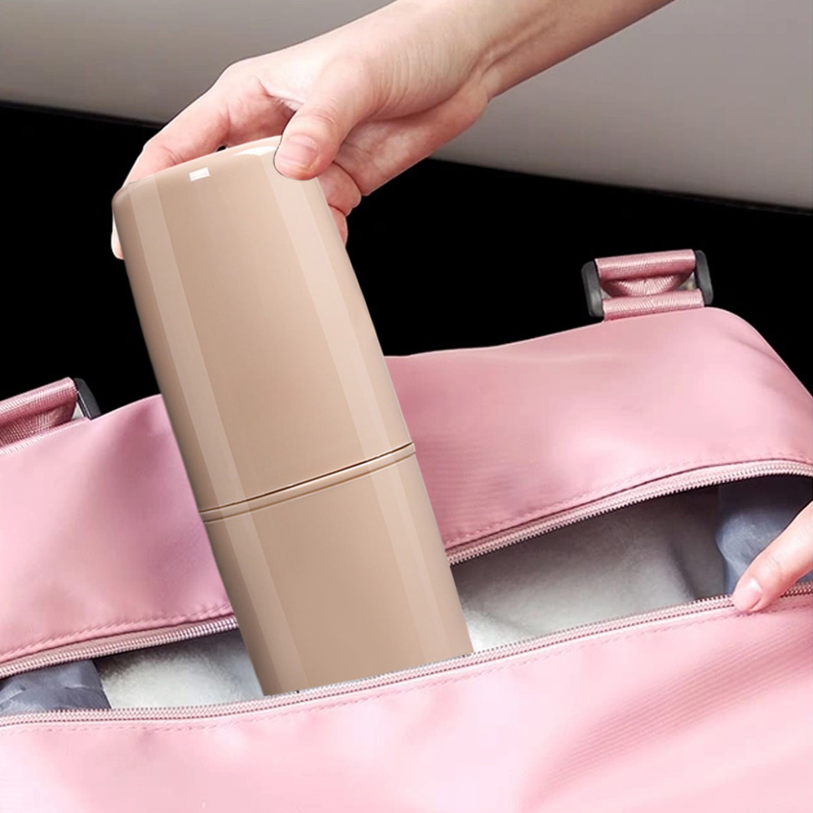 Qaailabf 4-Piece Travel Toiletries Set with Shampoo Pump and Lotion ...