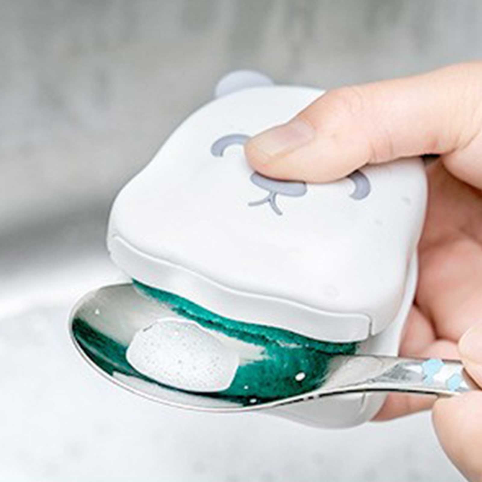 Qaailabf Multifunctional Blade Cleaning Brush | Double-Sided Scrub ...