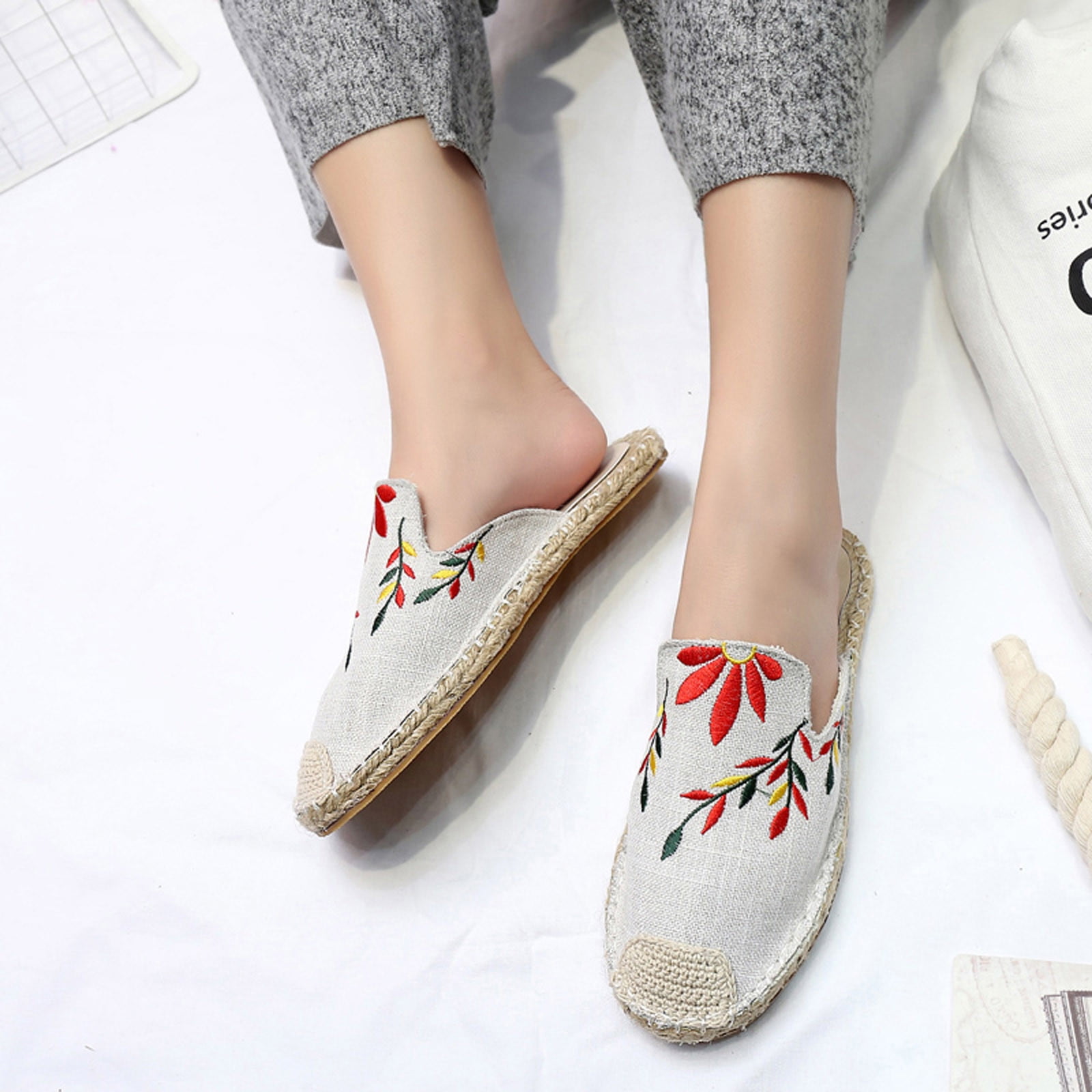 Quaouag Women's Stylish Embroidery Flat Espadrilles Fancy Mule ...