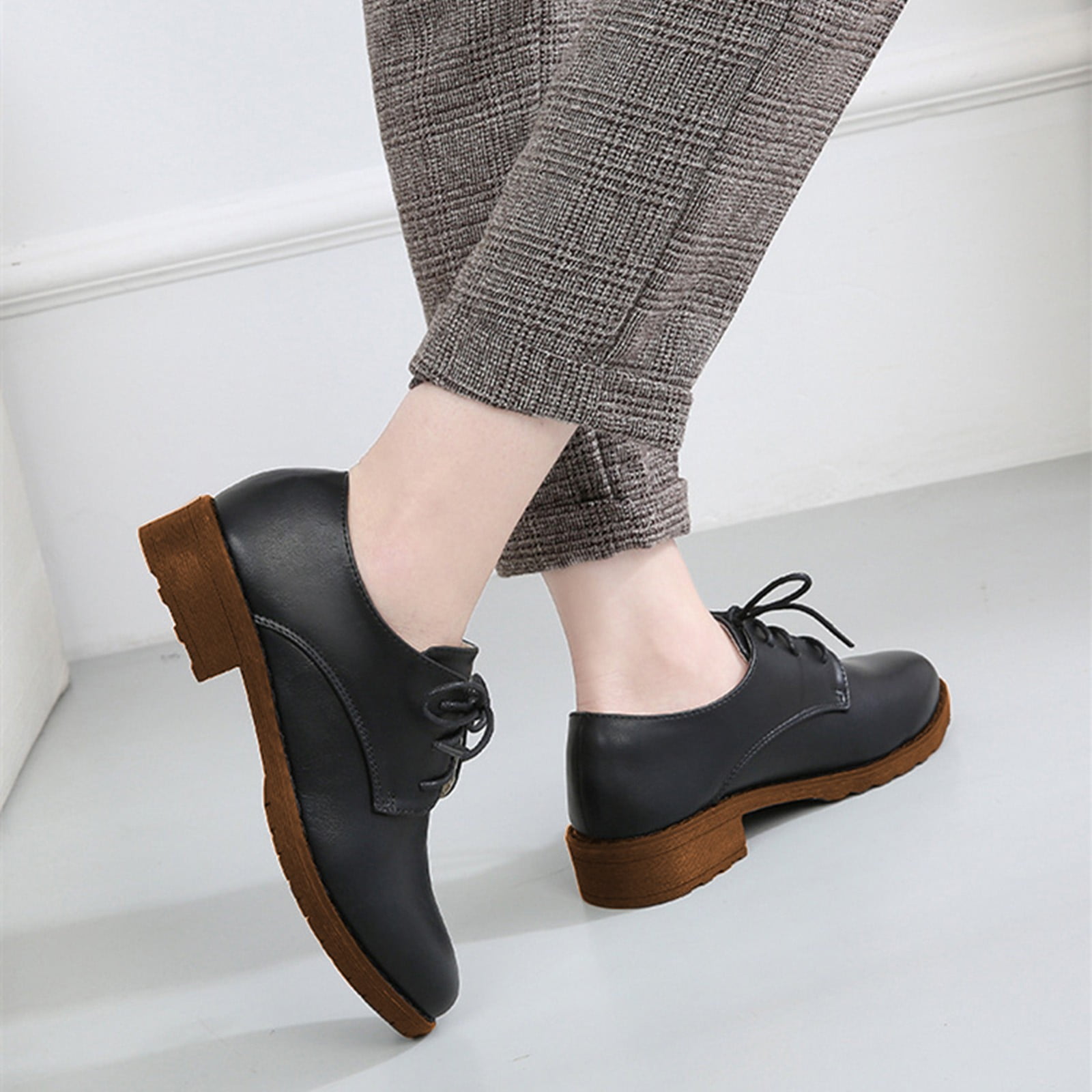 Quaouag Womens Vintage Oxford Shoes Platform Lace-up Round Toe Patent ...