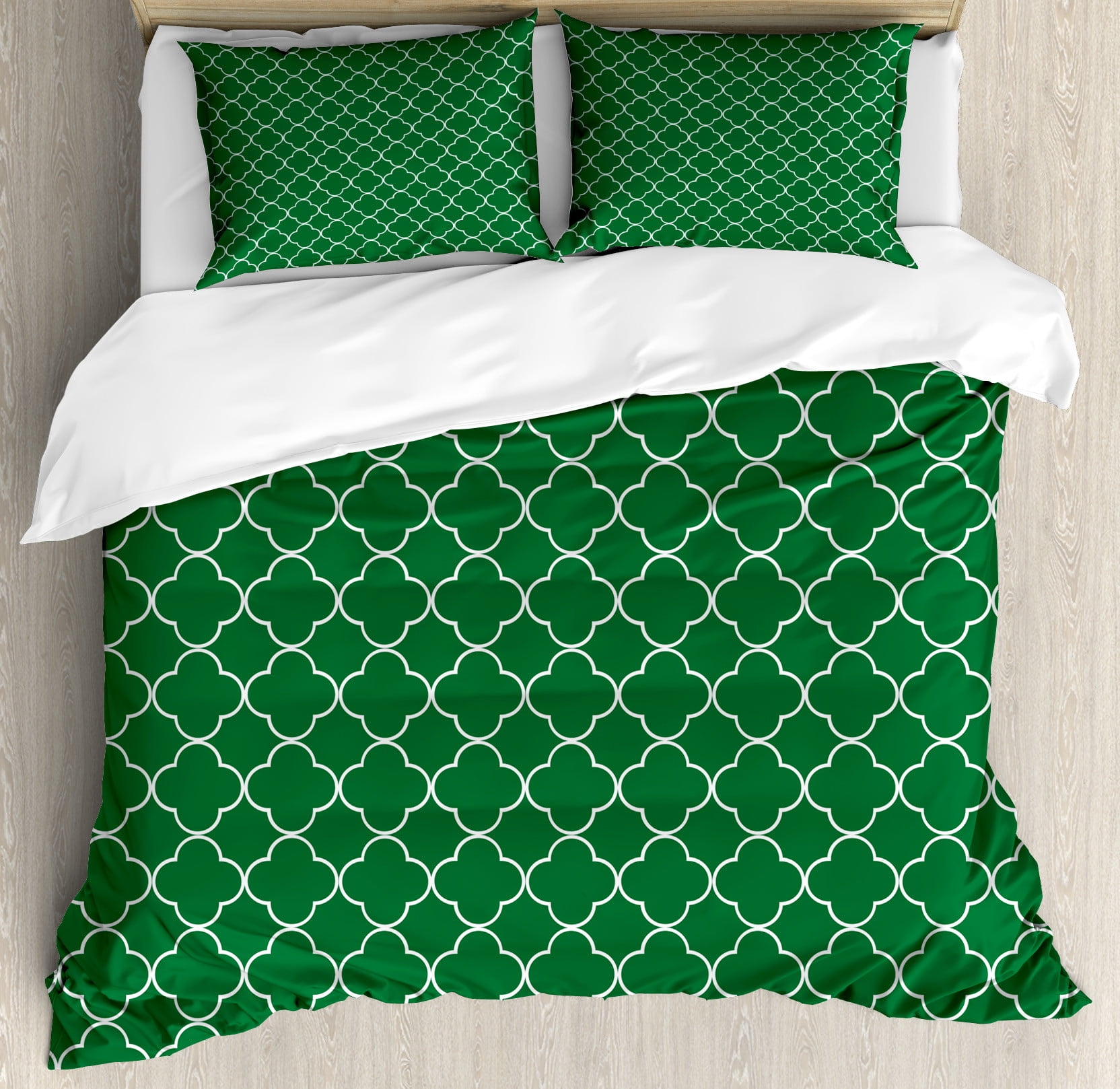 Quatrefoil Duvet Cover Set, 4 Leaf Clover Flower on Moroccan Trellis ...