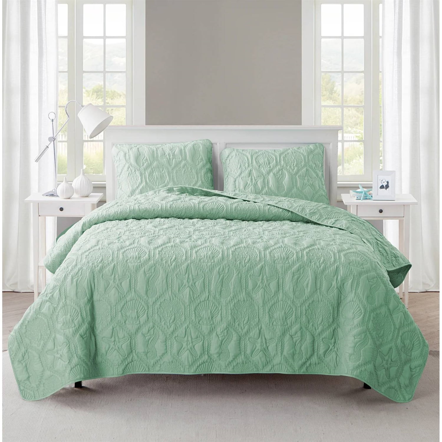Queen Coastal Beach Starfish Seashell Seahorse Light Green Teal Quilt ...