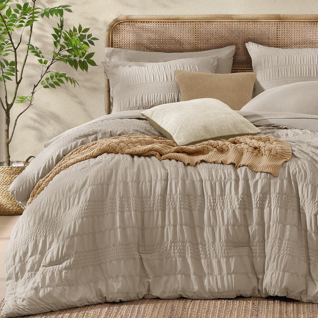 Queen Comforter Set, 7 Pieces Oatmeal Seersucker Bed in a Bag Queen ...