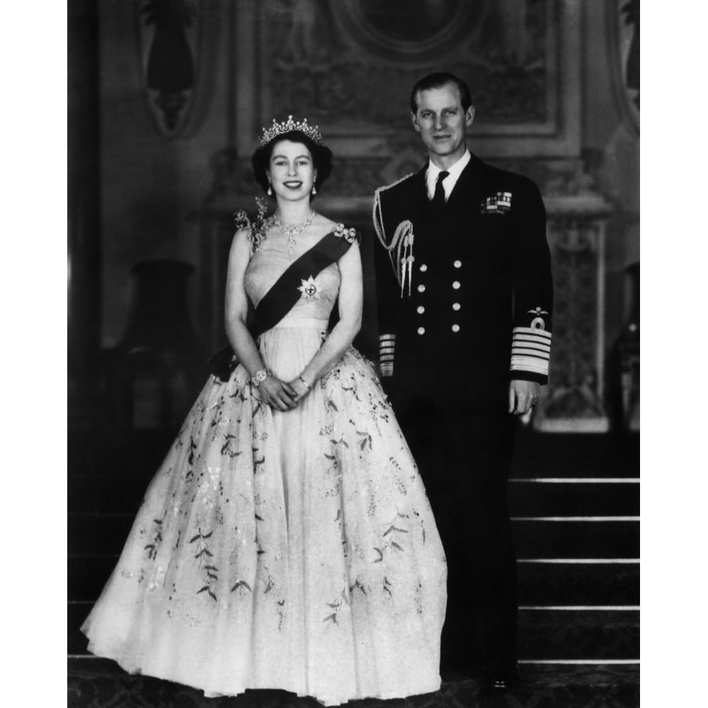Queen Elizabeth Ii History (24 x 36) - Walmart.com