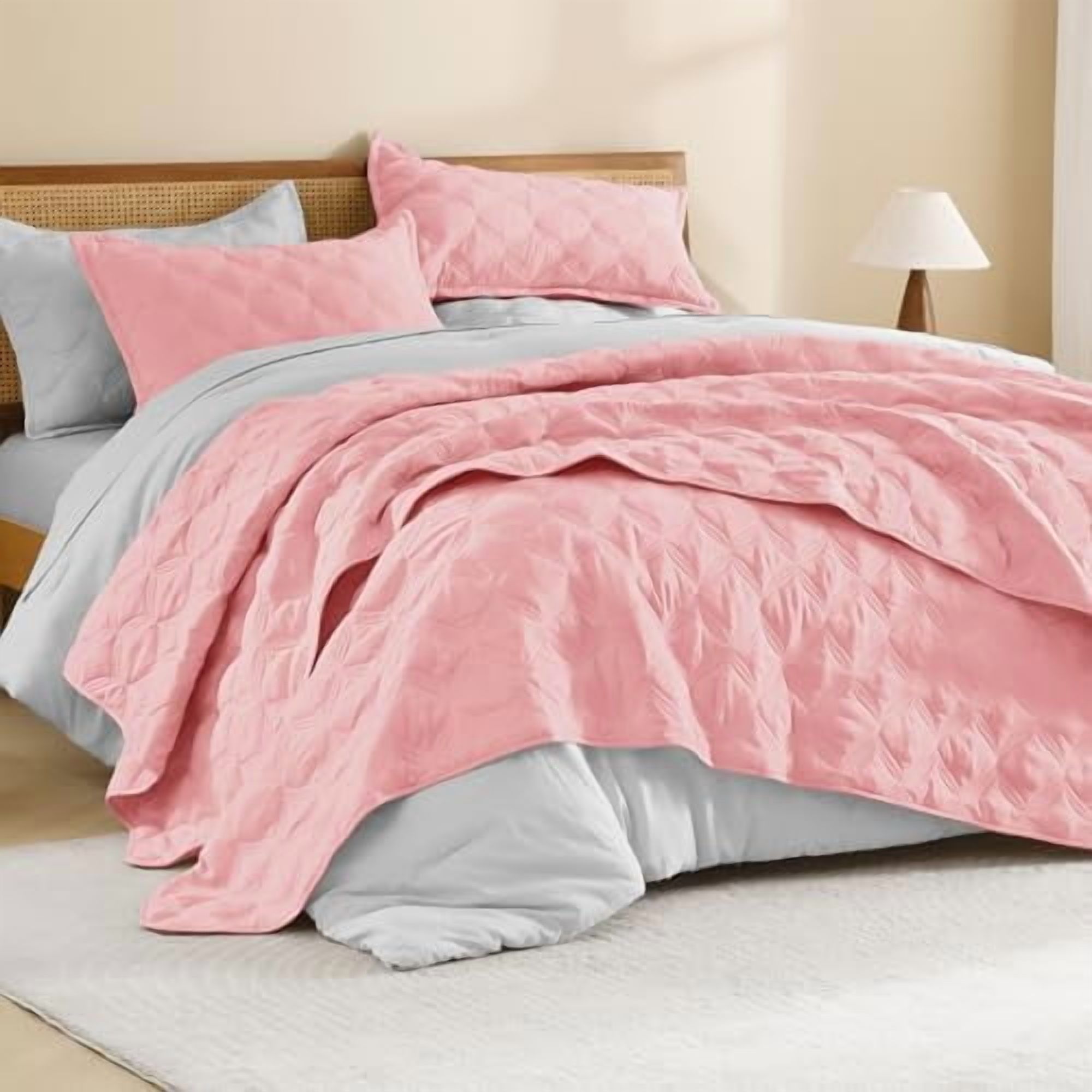 Queen Quilt Bedding Set, Bright Pink Summer Lightweight Soft Comforter ...