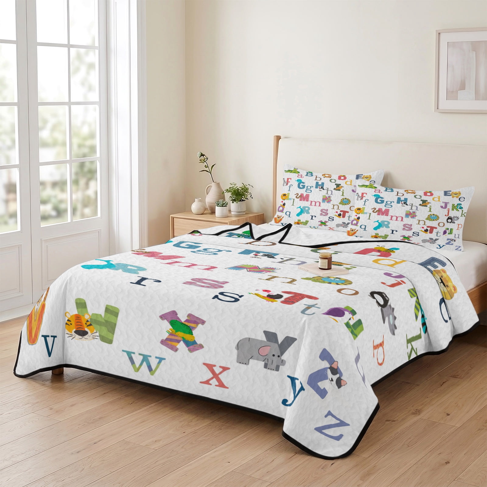 Queen Quilt Bedding Set, English Alphabet Cartoon Animal Lightweight ...