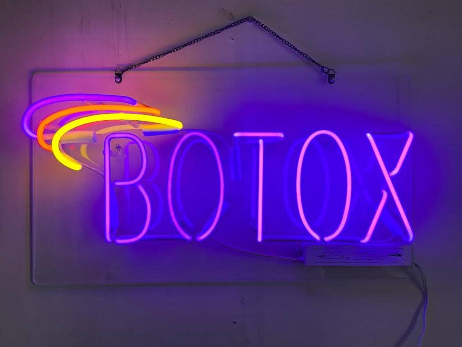 Queen Sense 14" Botox Face Lift Slimming Neon Sign Man Cave Pub Bar ...