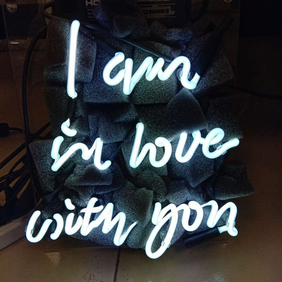Queen Sense 14" I Am In Love With You Neon Sign Acrylic Man Cave Beer ...
