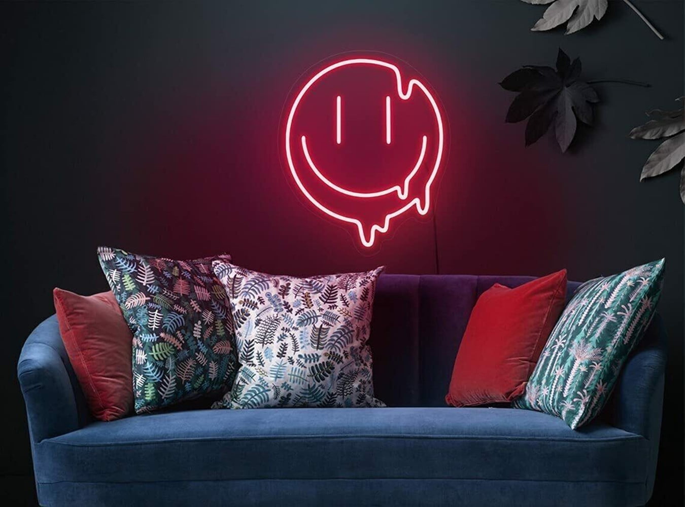 Queen Sense 14"x11.9" Smiley Face LED Sign Light Wall Decor Party Night ...