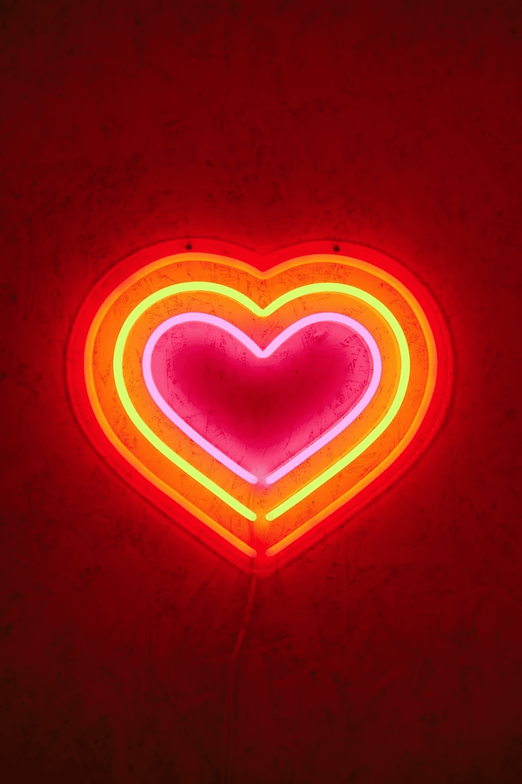 Queen Sense 14"x12.3" Triple heart LED Sign Light Wall Decor Party ...