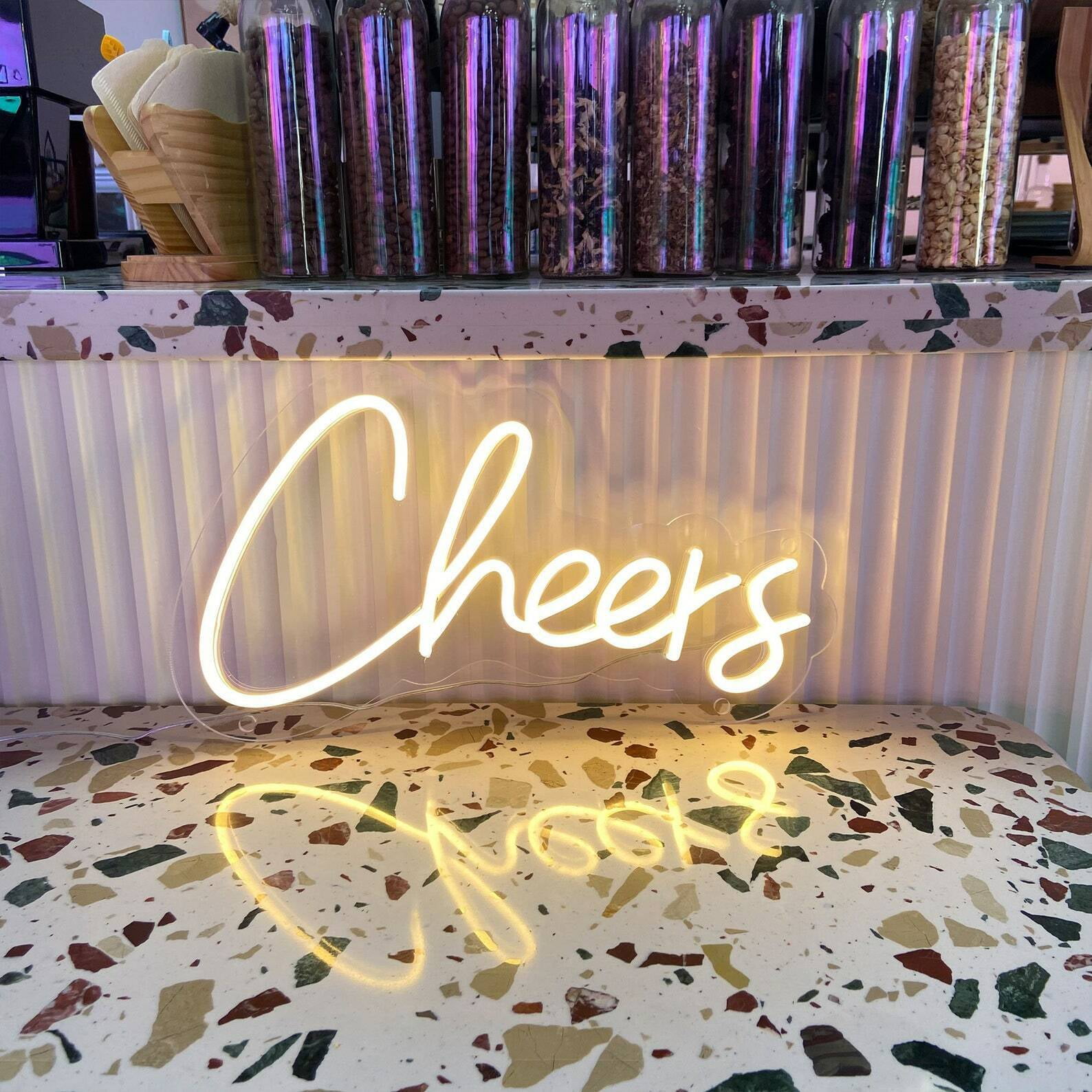 Queen Sense 14"x8.3" Cheers LED Sign Light Party Decor Wall Night ...