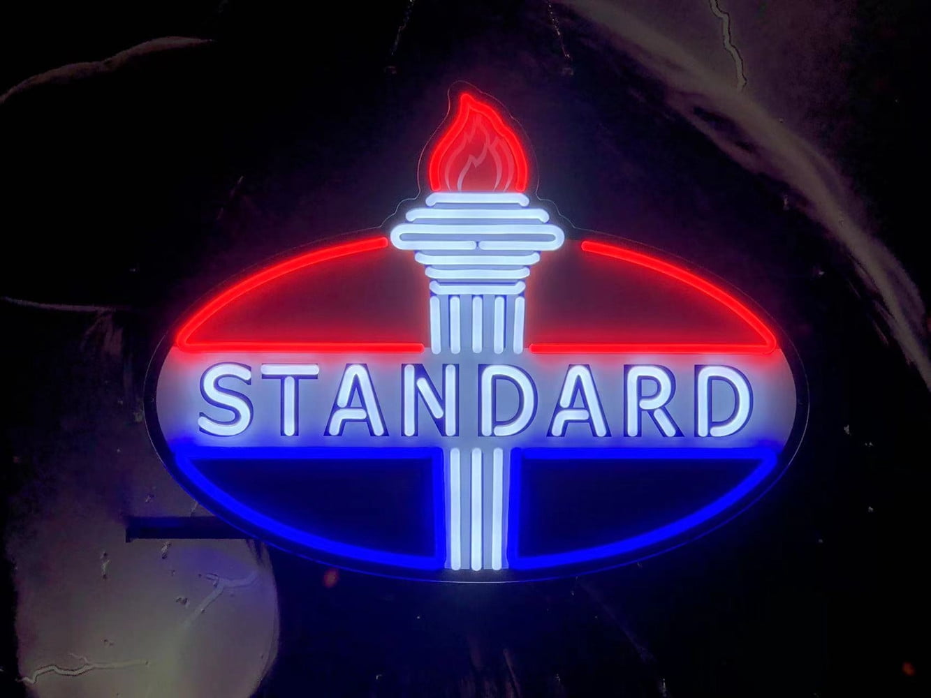 Queen Sense 24"x18" Standard Gas Oil Gasoline LED Sign Light Neon Signs ...