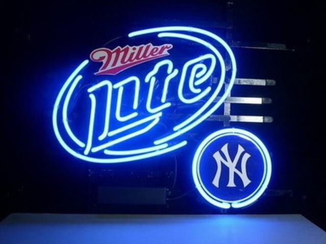 Queen Sense 24"x20" Custom Millers Lite For New Yorks Sports League ...