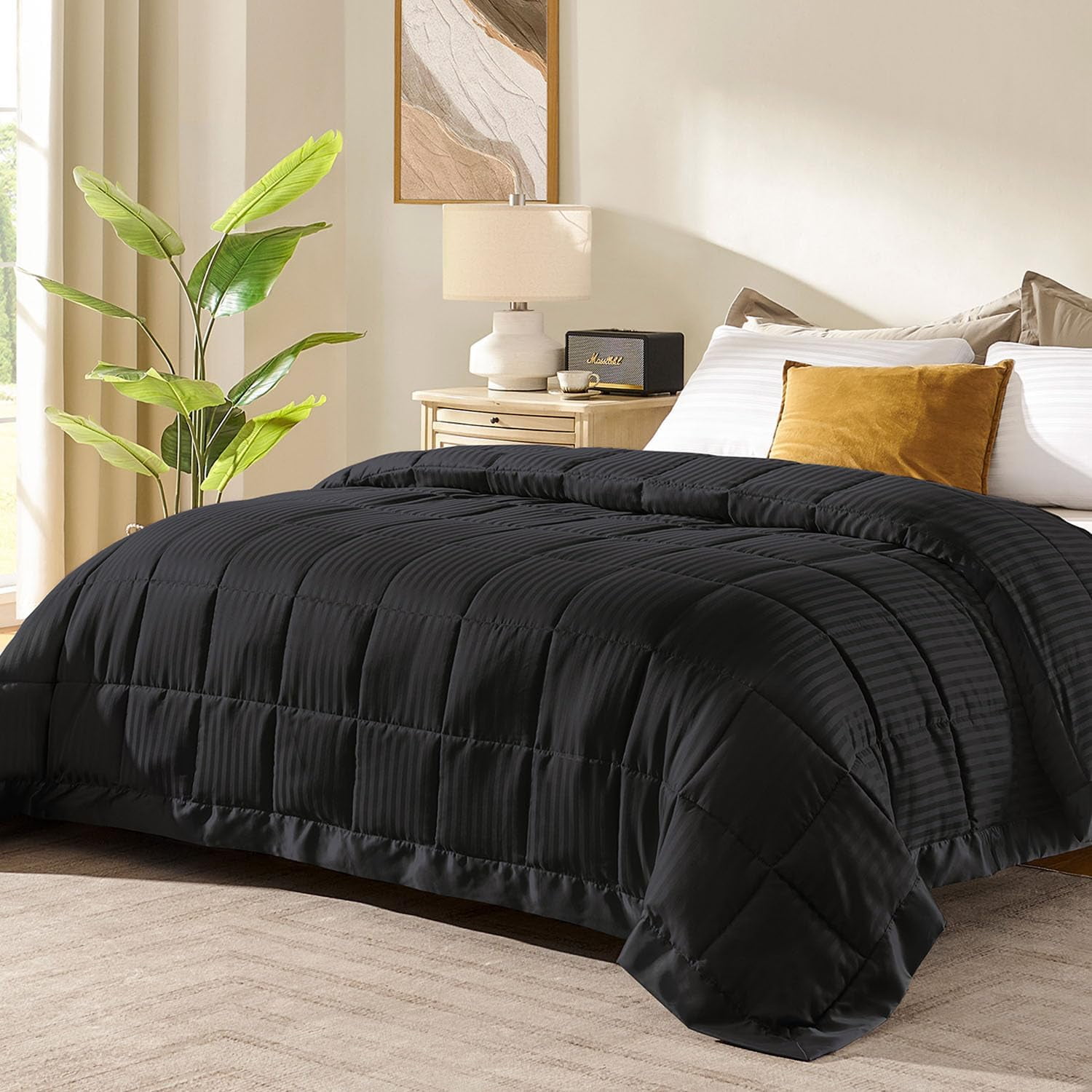 Queen Size Blanket with Satin Trim, Lightweight Down Alternative ...