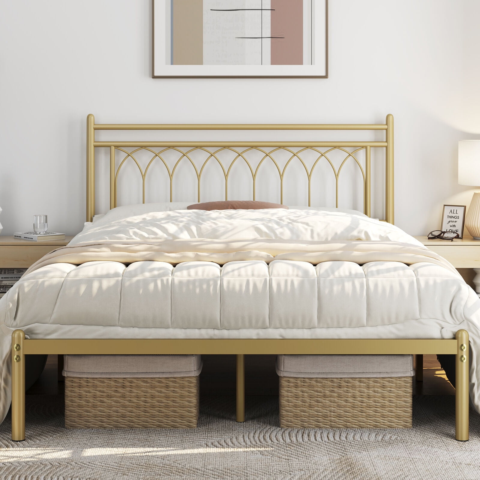 QuellQuest Bed Frame, Metal Platform Bed with Modern Style Petal ...