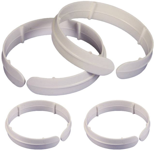 Quilt Clip – 3” Plastic Clips Keep Quilt Rolled Up and Out of the Way ...