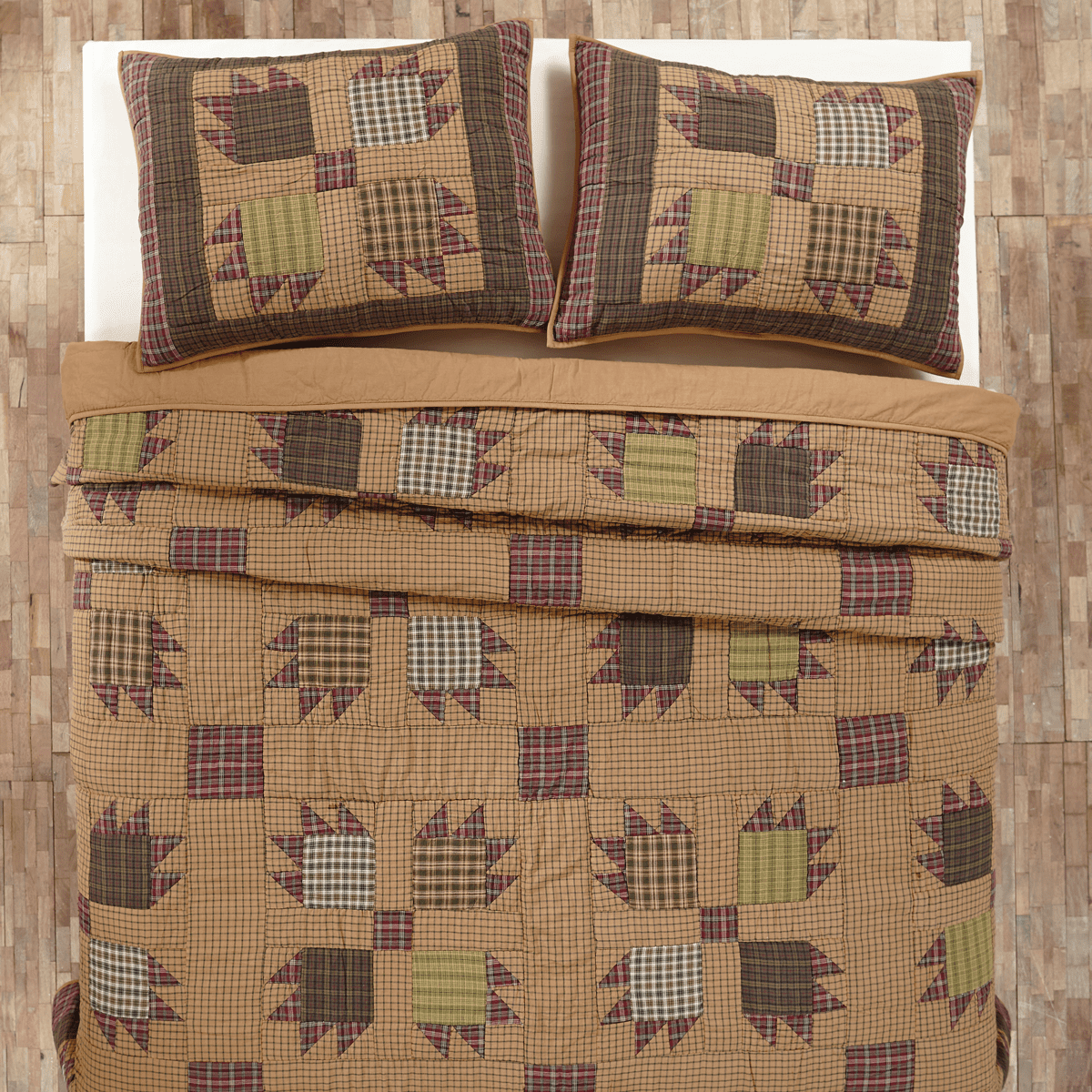 Quilt in Tan and Red (Twin: 86 in. L x 68 in. W (4.6 lbs.)) - Walmart.com