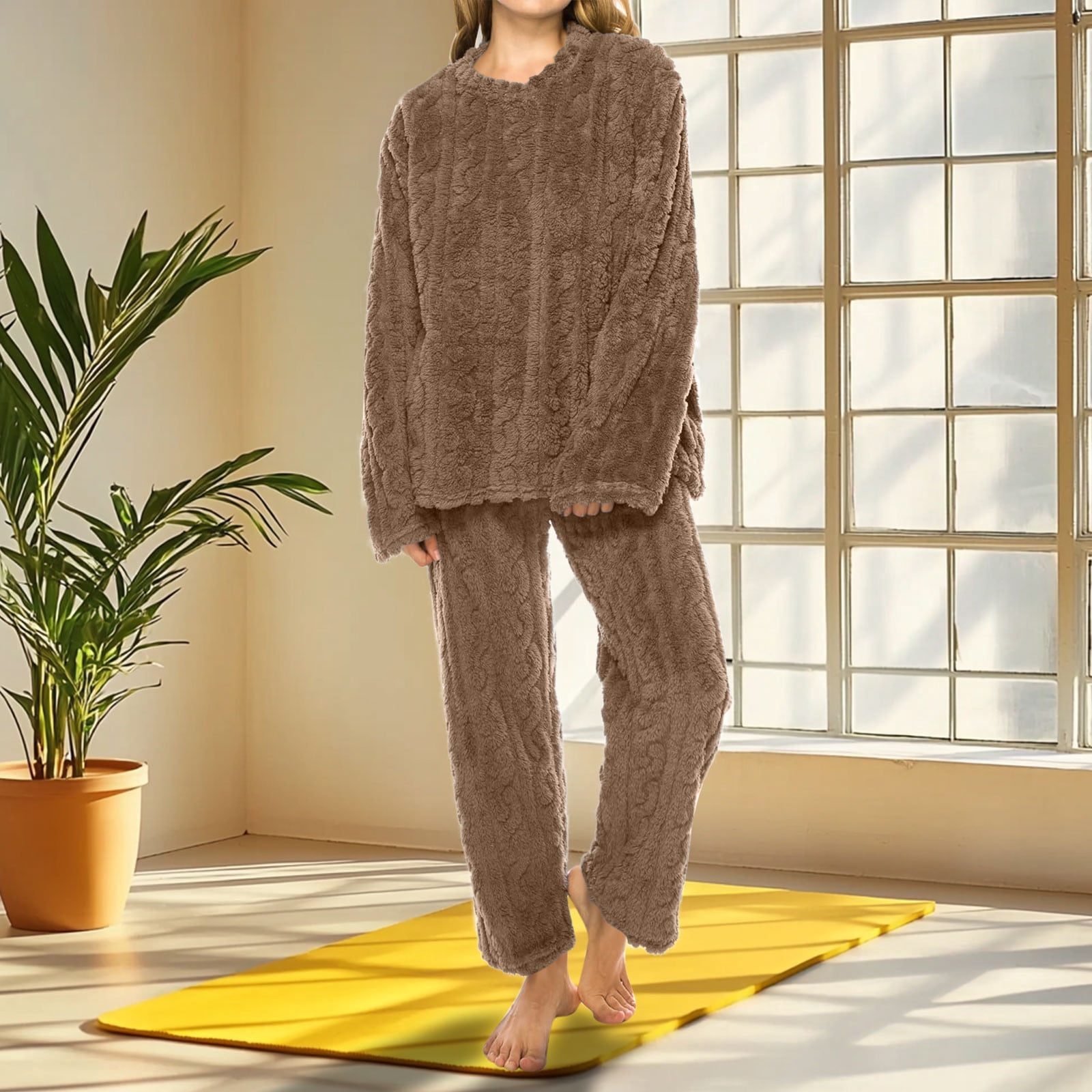 Qulqfy Flannel Matching Pj Set Women Fluffy Coffee Long Sleeve Tops and ...