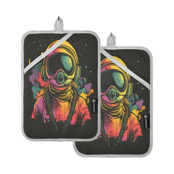 Qxltty Outer Space Astronauts Pattern Oven Mitts 2-Pack Heat Resistant ...