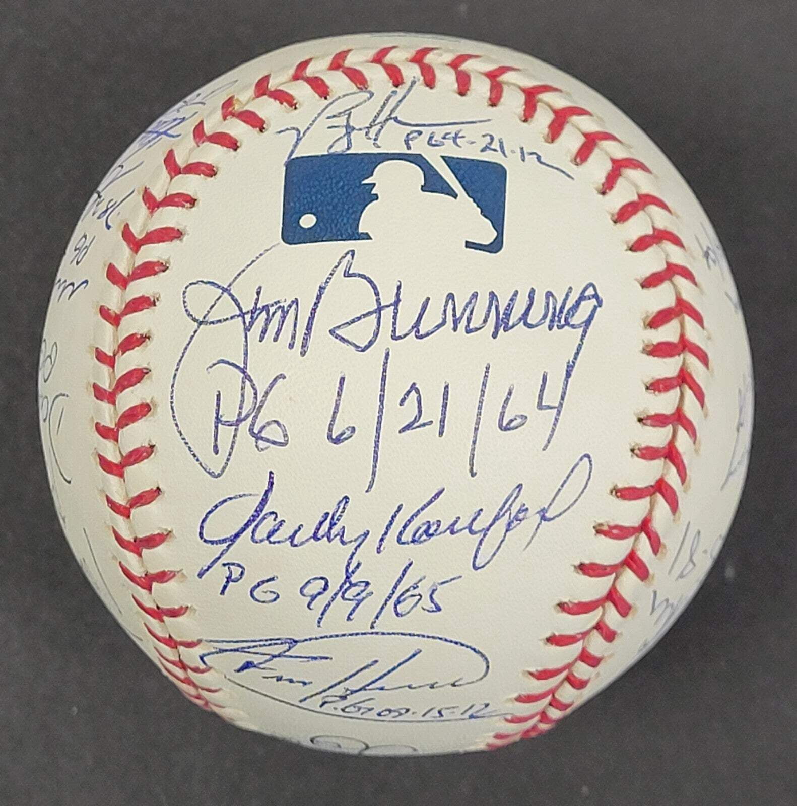 RARE Perfect Game Pitchers Signed Baseball Complete With 17 Sigs ...