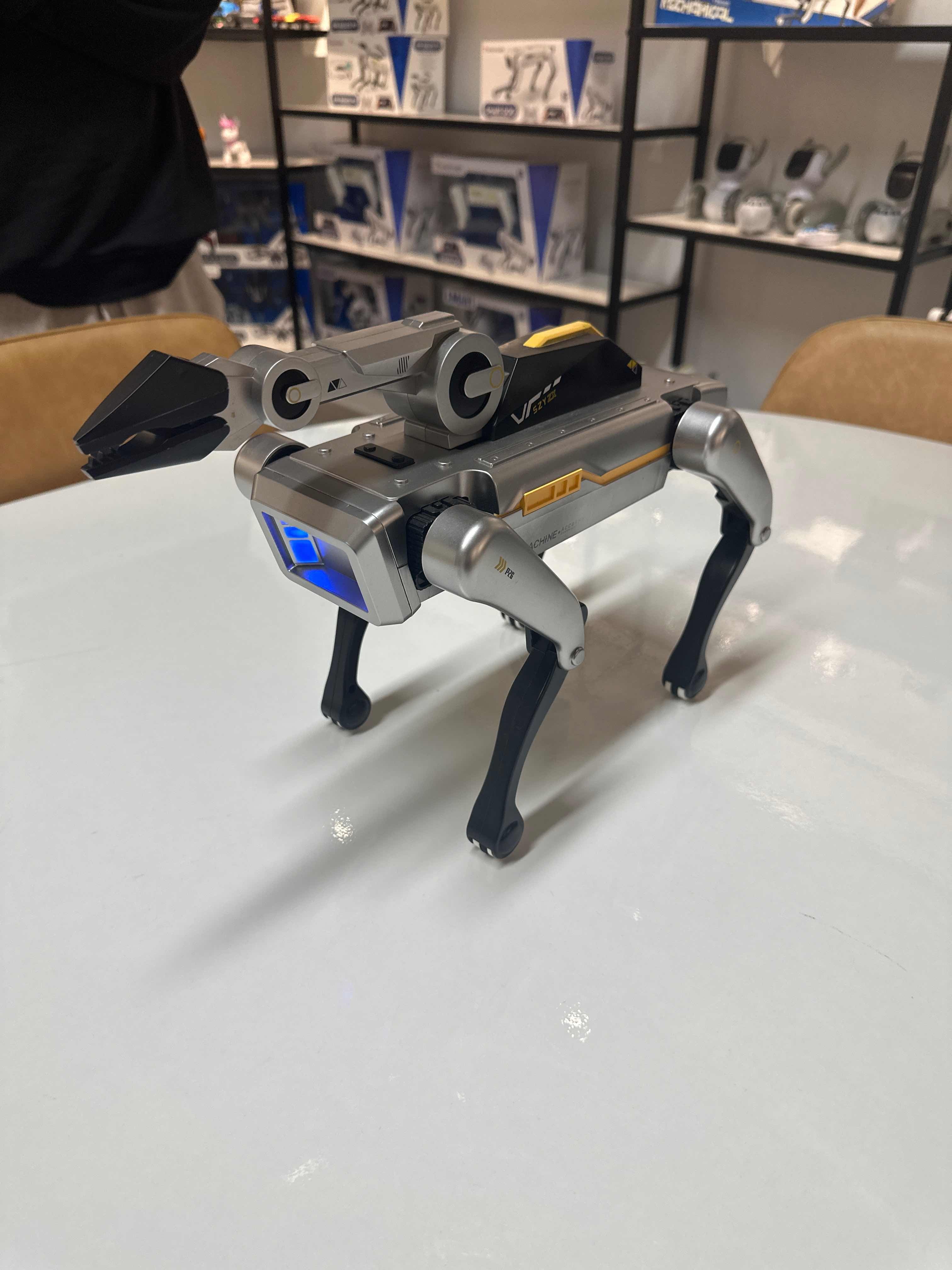 RC Robot Dog, Smart Pet, Will Dance and Kungfu, with Voice/APP/Remote Control, Support Action ...