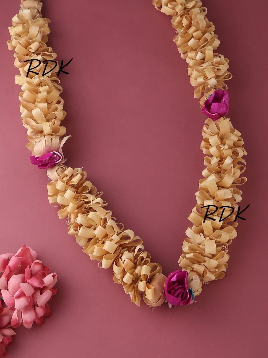 RDK Sandalwood Processed Photo Frame Haar Mala Chandan Scented Wooden Chaal Wooden Garland for ...