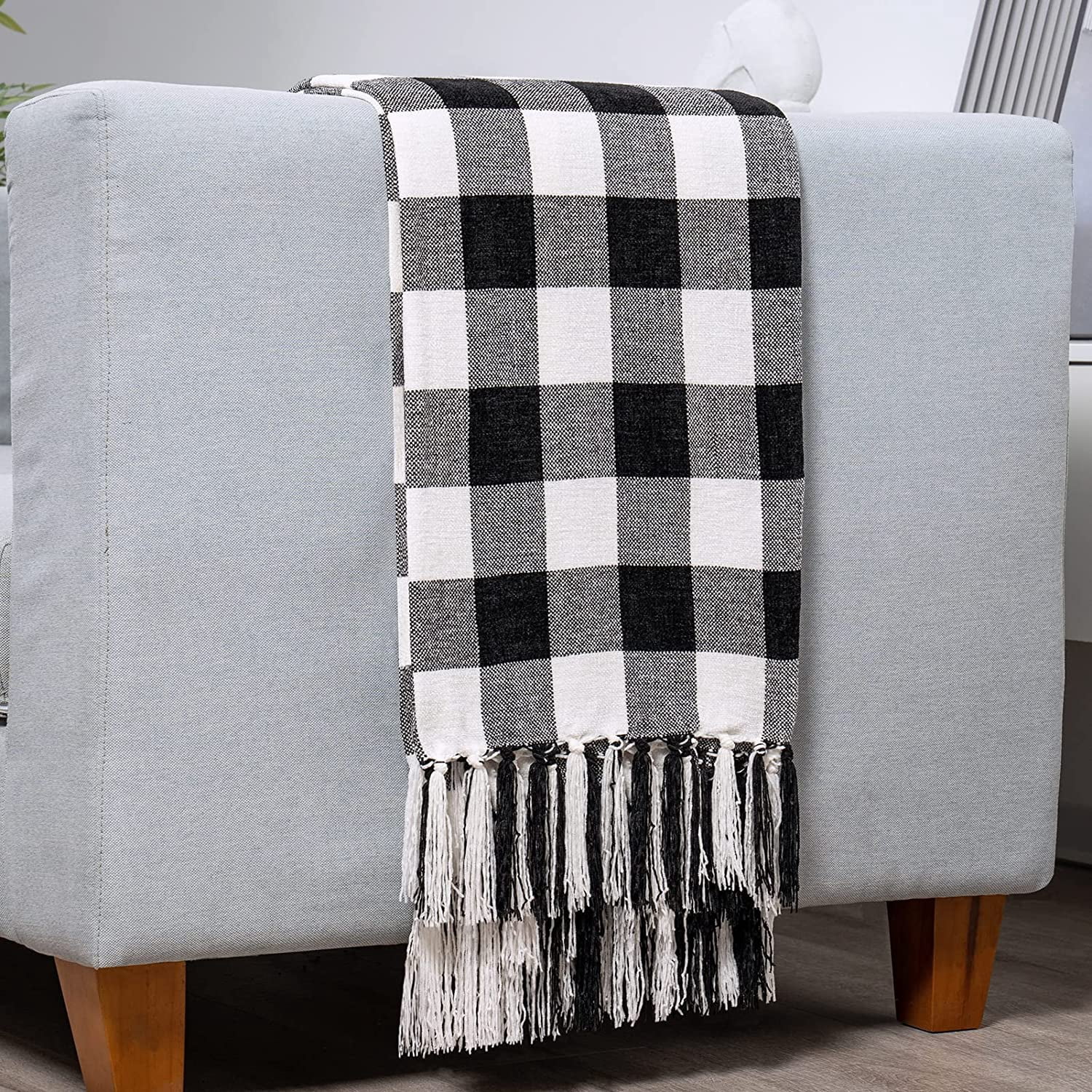 RECYCO Buffalo Paid Chenille Throw Blanket for Couch, Soft Cozy ...